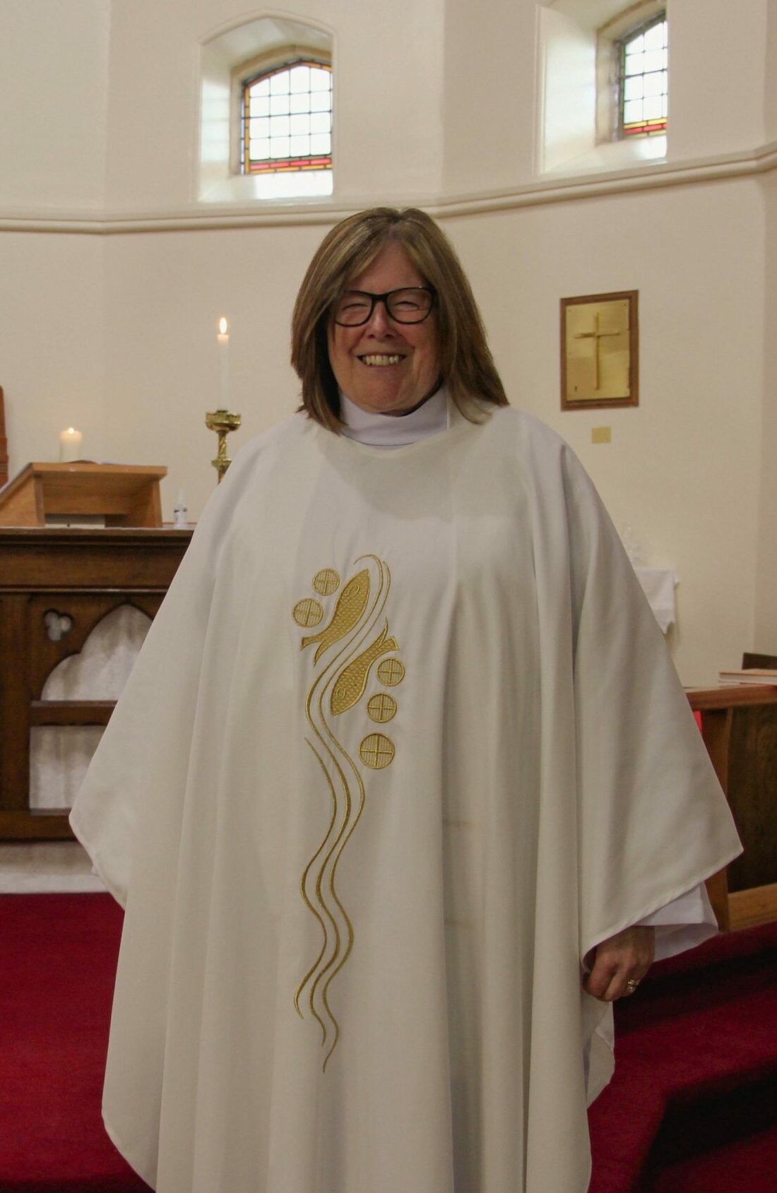 The Rev Liz Crumlish Licensed Priest-in-Charge | St Oswald's, Maybole
